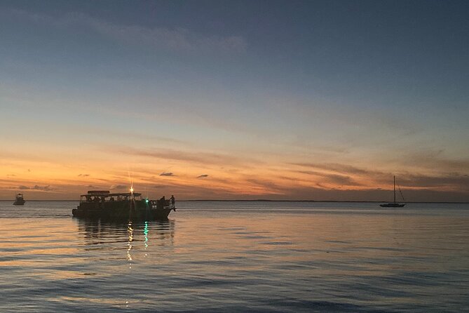 1.5 Hour Bay Side Key Largo Sunset Cruise on a Spacious Catamaran - Who Will Love This Experience?