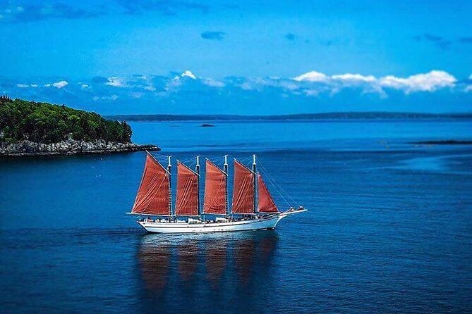 1.5 to 2-Hr Windjammer Sailing Trip in Maine w/ Licensed Captain - An Authentic Maine Sailing Experience: 1.5 to 2-Hour Windjammer Trip in Bar Harbor