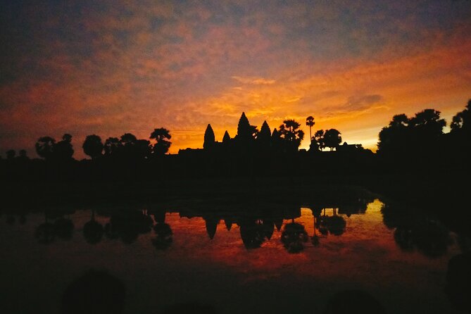 1 Day sunrise & temples Tour - The Majestic Angkor Thom and Surrounding Temples