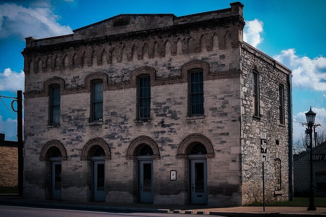 1 Hour Ghosts Guided Walking Tour of Old Round Rock - Discovering Round Rock’s Ghostly Past