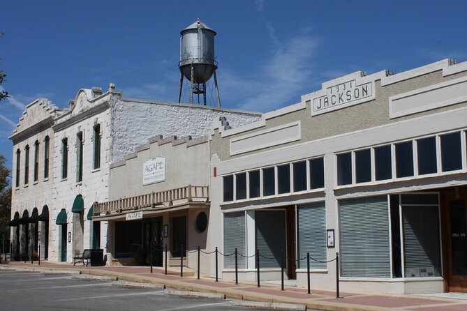 1 Hour Ghosts Guided Walking Tour of Old Round Rock - Who Should Consider This Tour?