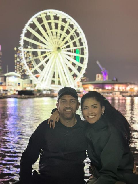 1 hour Miami Private Boat Ride with champagne and captain - Key Points
