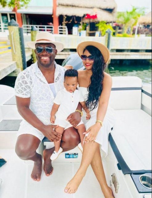 1 hour Miami Private Boat Ride with champagne and captain - What Makes This Experience Stand Out?