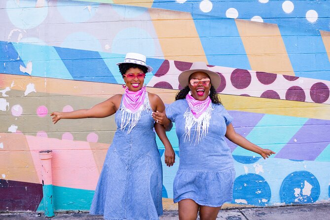 1 Hour Nashville Insider Photoshoot Tour in the Gulch - Who Will Love This Tour