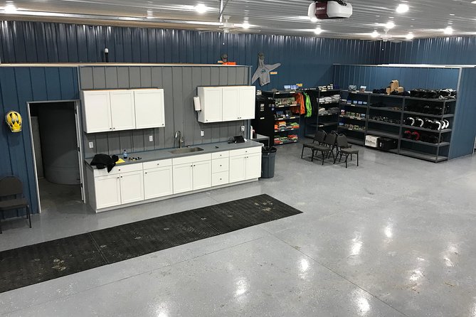 1-Hour Snowmachine Tour - Key Points