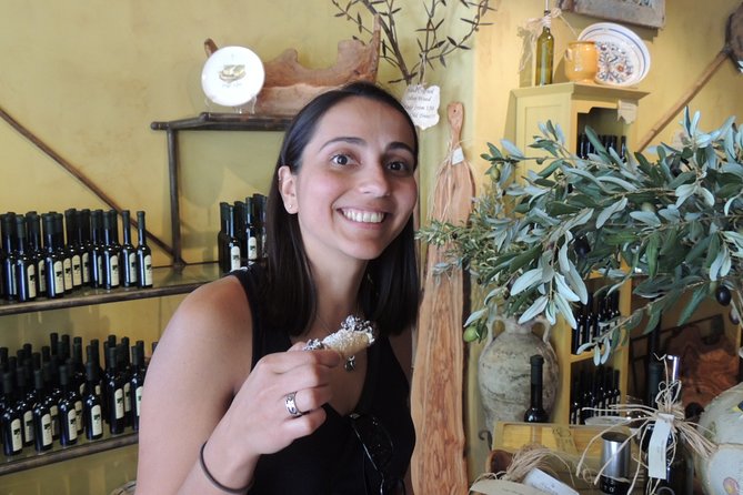 #1 Sonoma Walking Food, Wine & History Tour (Private) - An In-Depth Look at the Sonoma Walking Food, Wine & History Tour