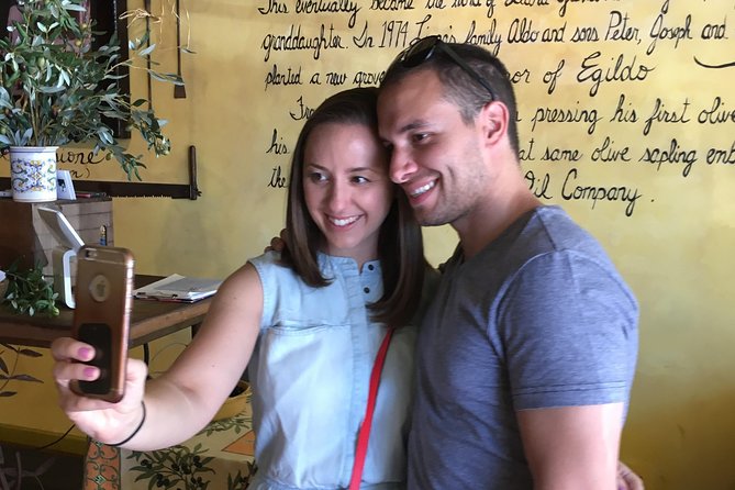 #1 Sonoma Walking Food, Wine & History Tour (Public Tours) - Who Will Love This Tour?