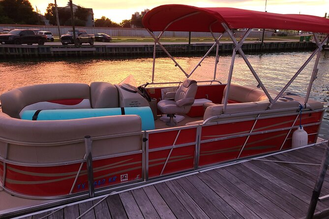 10 Passenger Pontoon Boat Rentals - Authentic Experiences from Reviewers