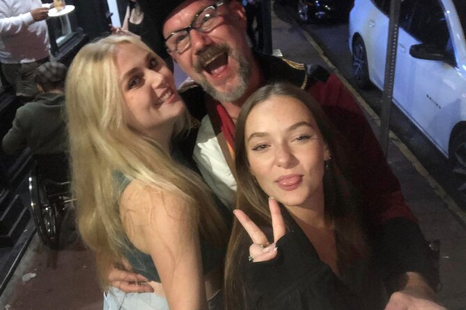 10 to Midnight Happy Hour and Haunted Pub Crawl w/ the Captain - What are the included and excluded parts?
