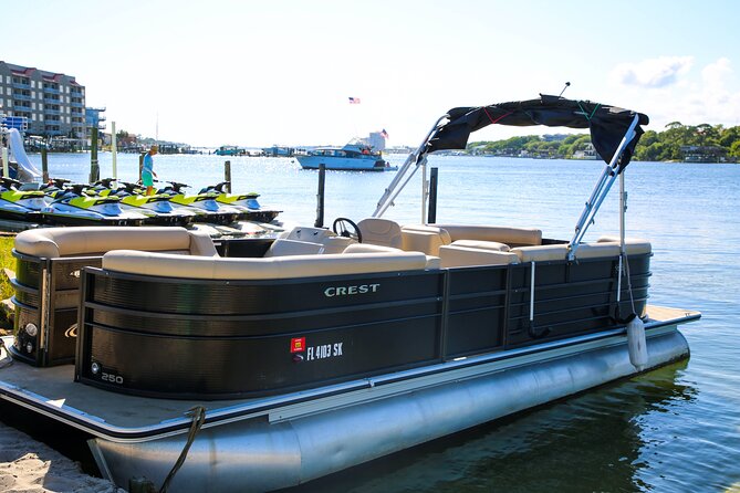 12 passenger Crab Island pontoon boat rental - Who Will Love This Tour?