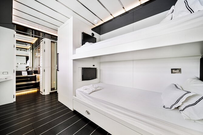 120ft Luxury Yacht Charter aboard Doubleshot - Introduction: What’s the Reality of a Miami Yacht Charter?