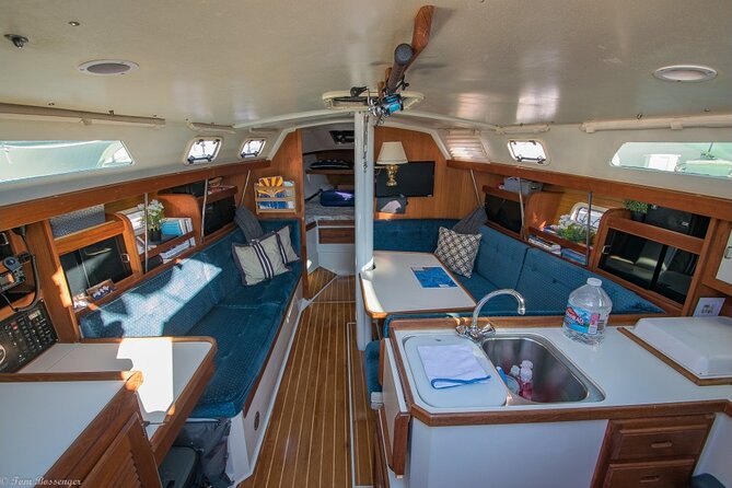 2.5-hour Guided Sailboat Tour - FAQ