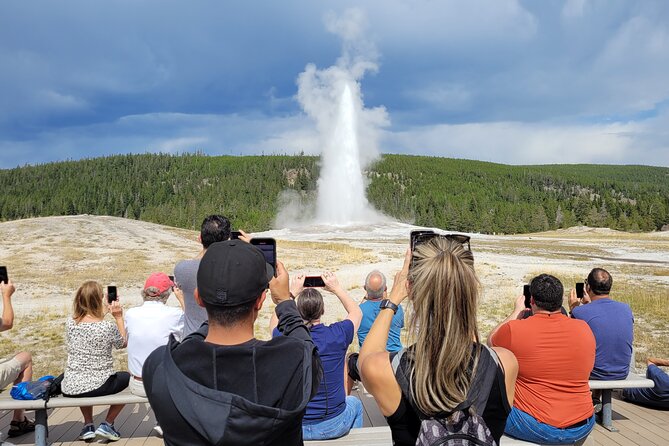 2 Day 1 Night Yellowstone with Expert Guide - Key Points