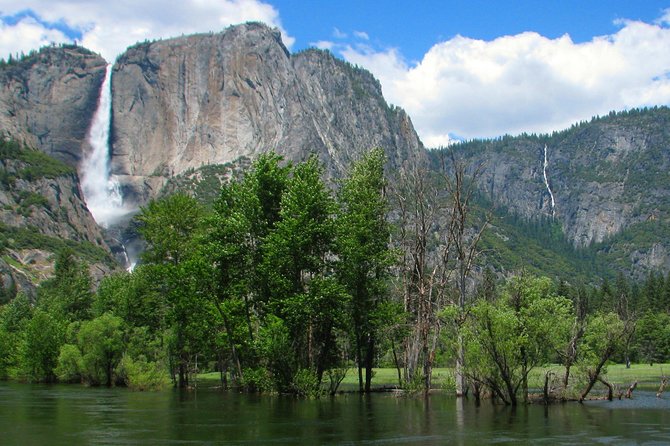 2-Day Private Yosemite Tour: Waterfalls, Sequoias and Glacier Pt - Experience the Best of Yosemite in Two Days