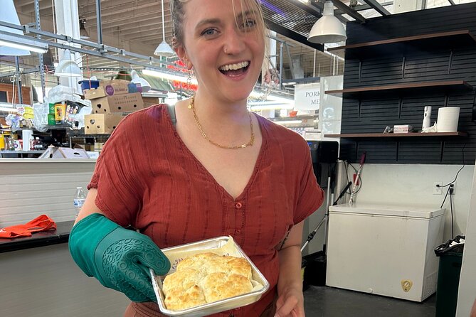 2 Hour Historic Market Food Tour and Hands-On Biscuit Class - The Experience in Detail