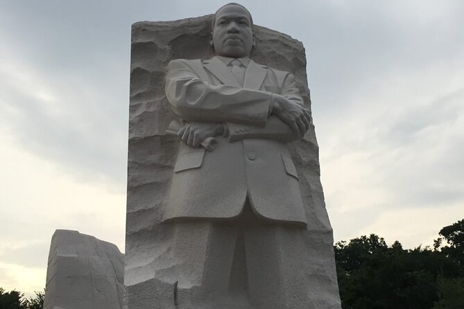 2-Hour National Mall Walking Tour from Washington DC - Exploring the National Mall