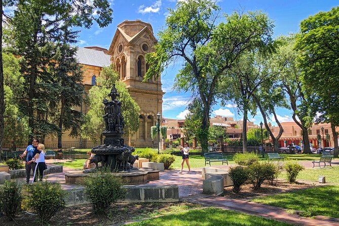 2-Hour Photography Class While Touring Downtown Santa Fe, Smart Phones Welcome! - Frequently Asked Questions