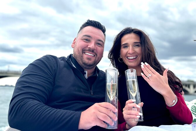 2 Hour Private Guided Luxury Electric Cruise on Detroit River - A Closer Look at the 2 Hour Private Guided Luxury Electric Cruise on Detroit River