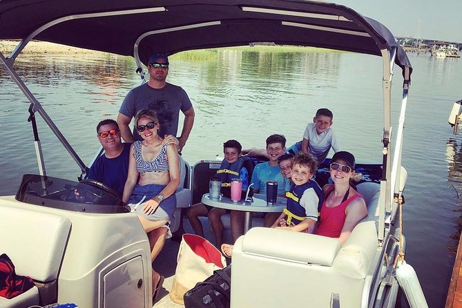 2-Hour Private Hilton Head Pontoon Boat Rental - Key Points