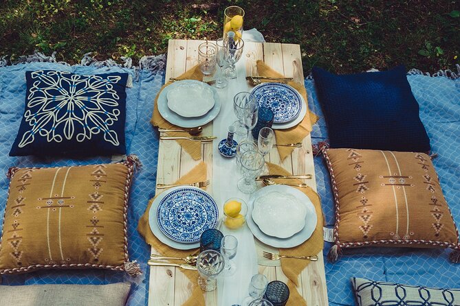 2-Hour Private Outdoor Picnics Set up in Philadelphia - The Setup and Decor
