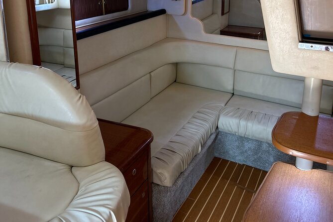 2 Hour Serenity and Scenic Yacht Tour with Champagne - An Honest Look at the 2 Hour Serenity and Scenic Yacht Tour with Champagne in Miami
