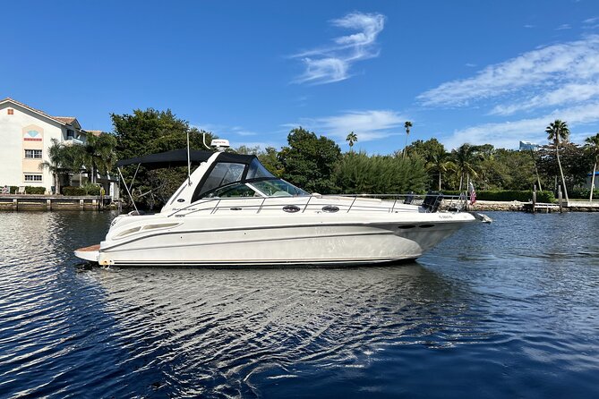 2 Hour Serenity and Scenic Yacht Tour with Champagne - What to Expect on Your Miami Yacht Adventure
