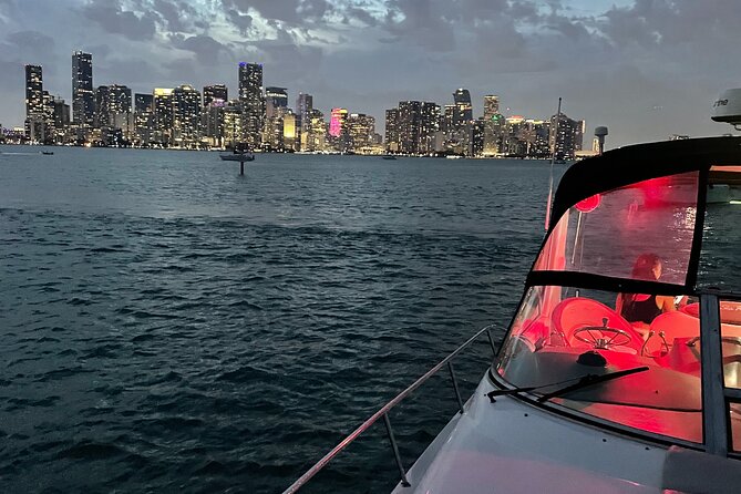 2 Hour Serenity and Scenic Yacht Tour with Champagne - The Itinerary in Detail