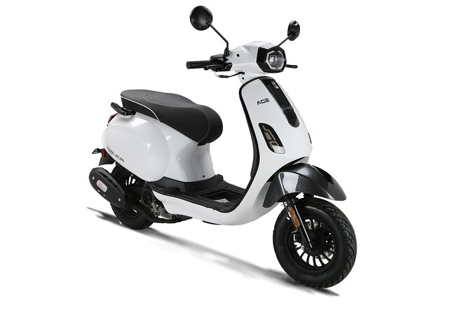 2 Hours , 2 Person Retro Scooter 49cc - Meeting Point and Logistics