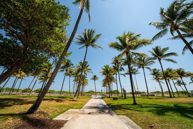 2 Hours Private Walking Tour in Miami Beach - Key Points