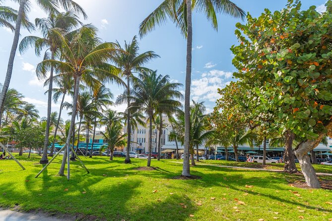 2 Hours Private Walking Tour in Miami Beach - Authentic Insights from Reviewers