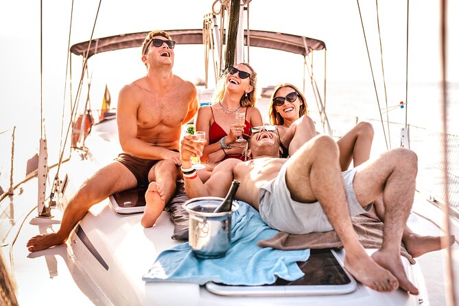 2 Hr Shared Day Sail Along Historic Bay Front - Who Will Love This Tour?