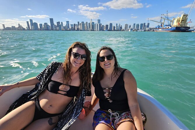 2 hrs Miami Private Boat Tour with Cooler, Ice, Bluetooth Stereo - Who Will Love This Tour?
