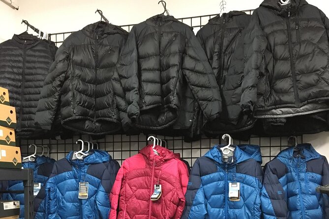-20F Cold Rated Package: Parka, Snowpants, Boots & Gloves - What to Expect from the Rental Service