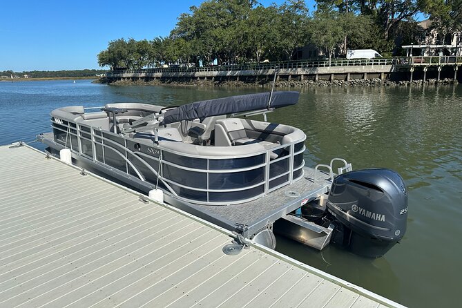 22 ft. Luxury Pontoon Private Hilton Head Boat Rental for 3 Hours - Key Points