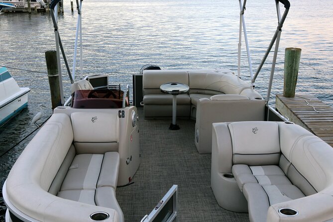 23ft Pontoon Boat Rental - Who Will Love This Rental?