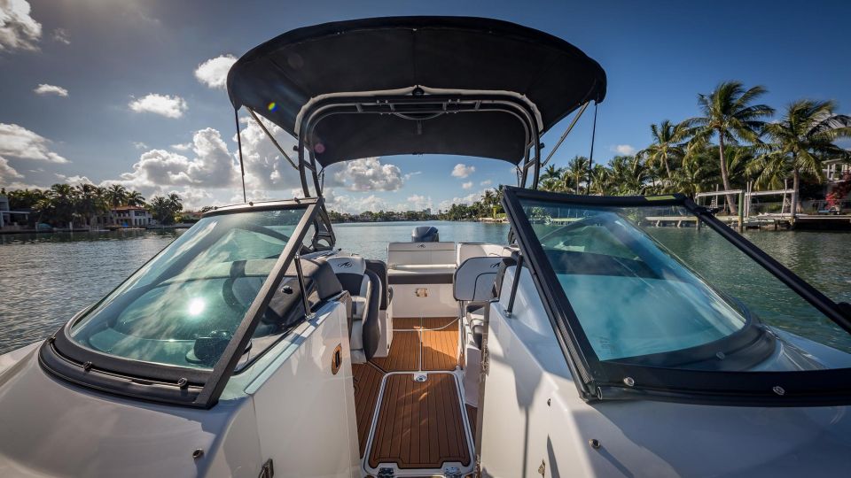 27 Feet Monterey Breathtaking Miami Skyline Boat Tour - Key Points