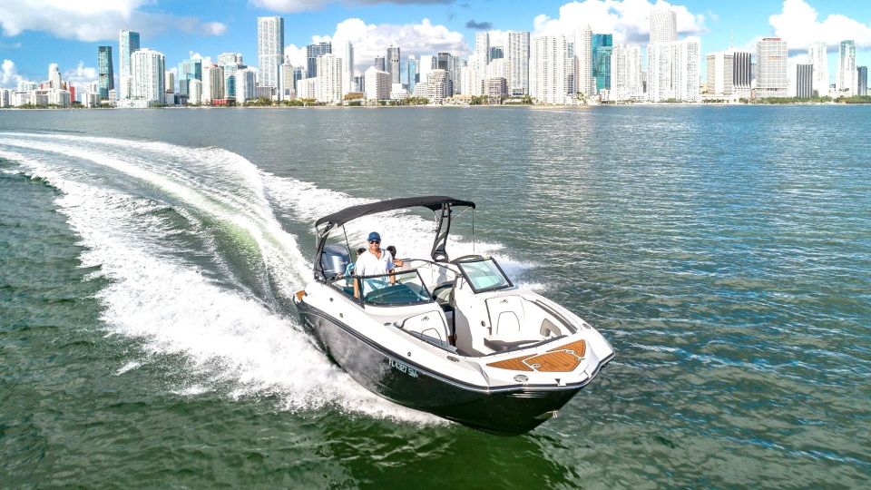 27 Feet Monterey Breathtaking Miami Skyline Boat Tour - The Sum Up