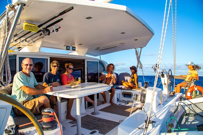 2hr Luxury Private Sailing Catamaran in Waikiki for 1-6 People - The Sum Up: Who Should Consider This Tour?