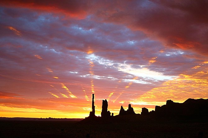 3.0 Hours of Monument Valley's Sunrise or Sunset 4×4 Tour - Key Points