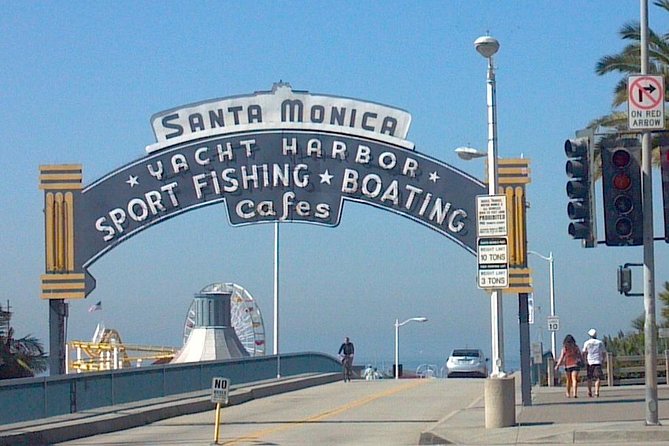 3.5 Hour Coastal Tour of Santa Monica, Venice Beach and Malibu - An In-Depth Look at the Experience