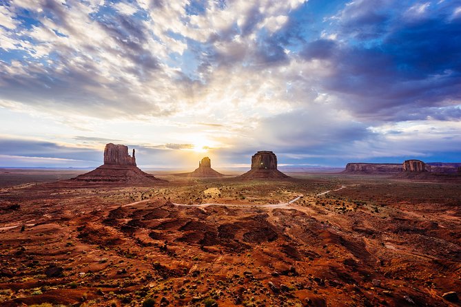 3-Day Tour: Zion, Bryce Canyon, Monument Valley and Grand Canyon - What Makes This Tour Stand Out?