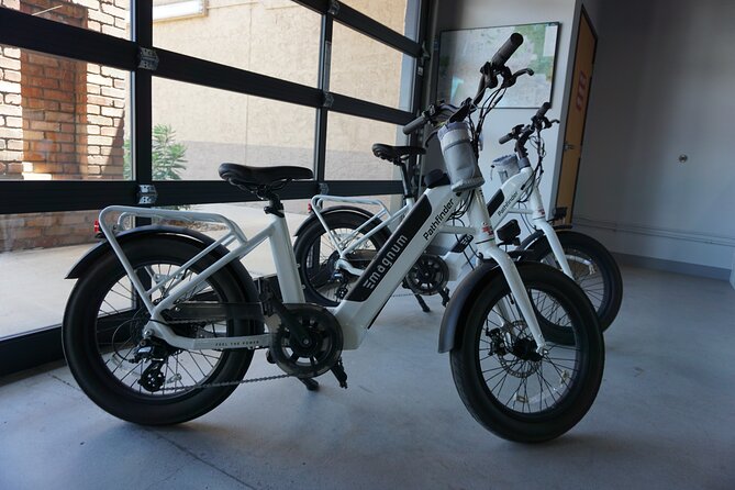 3 Hour EBike Rental In Old Town Scottsdale - In Closing