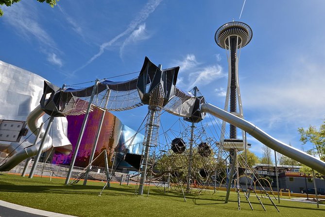 3 Hour Show Me Seattle Best Of The City Tour - The Ballard Locks and the Fish Ladder