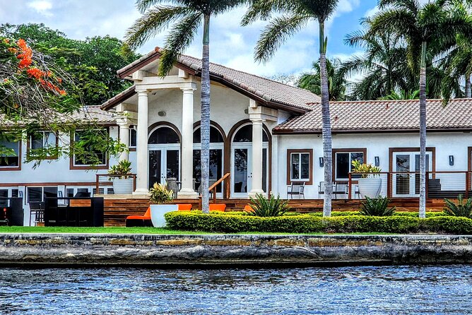 3 hours - Fort Lauderdale Scenic Boat Tour - max 6 pax - The Sum Up