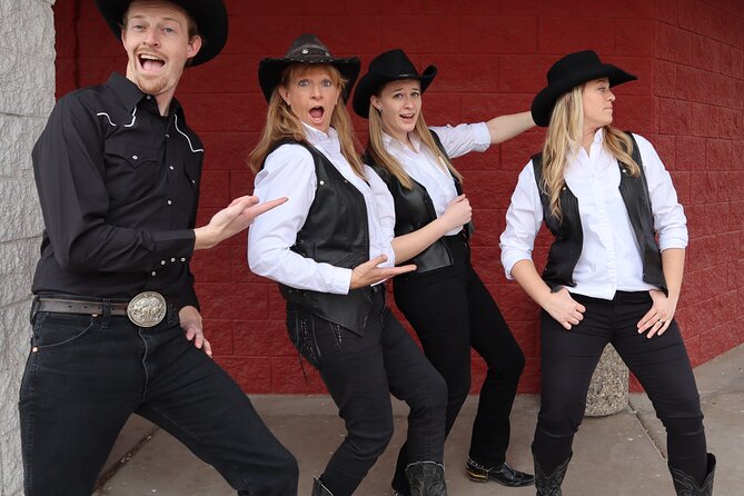 "31 String Showdown" show & dinner at Firelight Barn in Henderson - The Experience in Detail: What to Expect