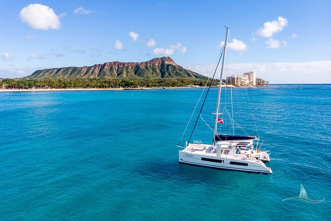 3hr Luxury Private Sailing Catamaran in Waikiki for 1 to 6 People - A Closer Look at the Experience