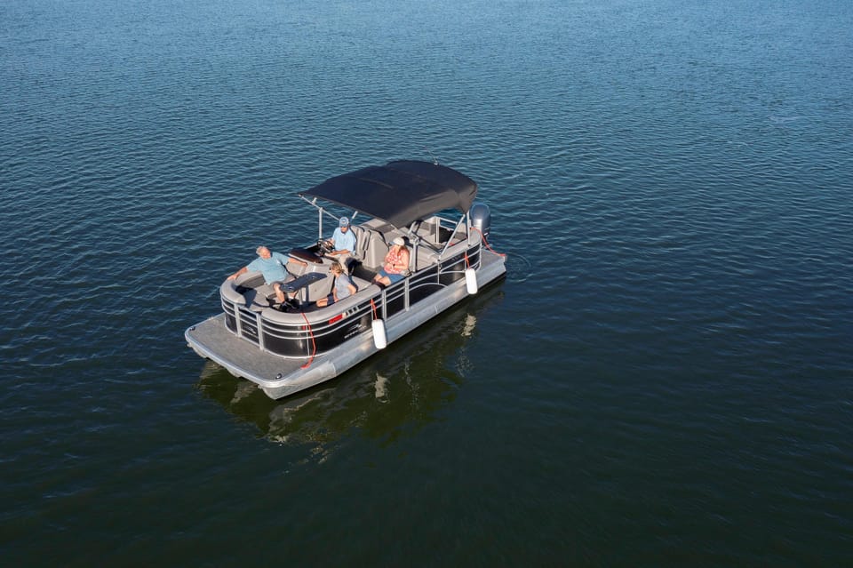 4 Hour 22 ft. Luxury Pontoon Private Hilton Head Boat Rental - A Detailed Look at the 4 Hour 22 ft. Luxury Pontoon Private Hilton Head Boat Rental