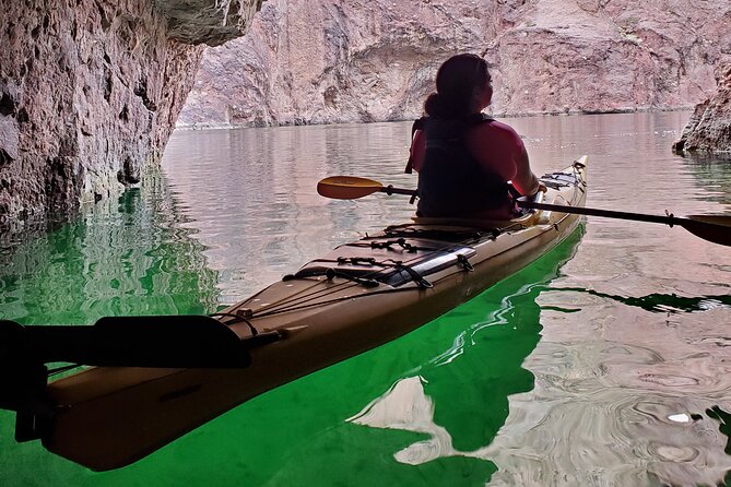 4-Hour Kayak Deluxe Tour in Emerald Cave with Catered Lunch - Practical Tips for Booking and Making the Most of Your Trip