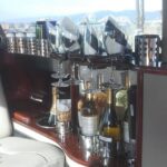 4-Hour private limo Tour of Los Angeles by a TV personality with Free Drinks - An In-Depth Look at the Experience