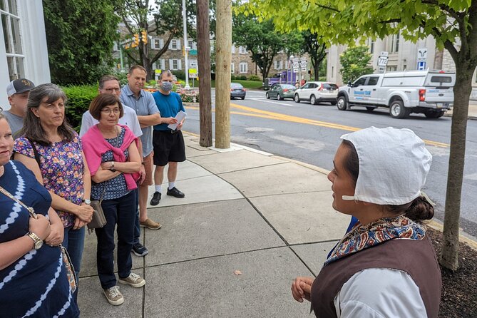 45-Minute Private Guided Historic Walking Tour in Lititz - Deep Dive into the Itinerary